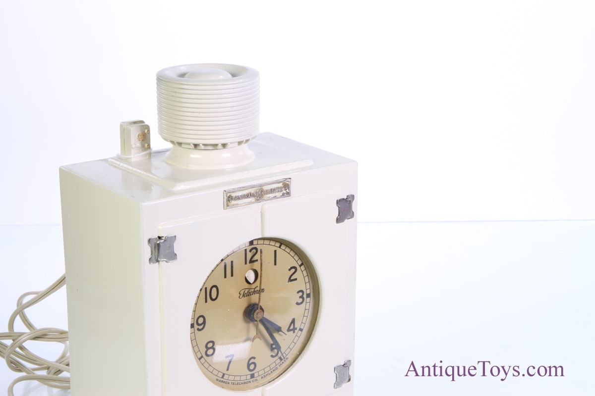 GE-Telechron-clock-Hubley02 - AntiqueToys.com - Antique Toys for Sale