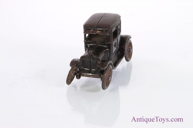 AC Williams Dr Coupe Car *SOLD* – AntiqueToys.com – Antique Toys for Sale