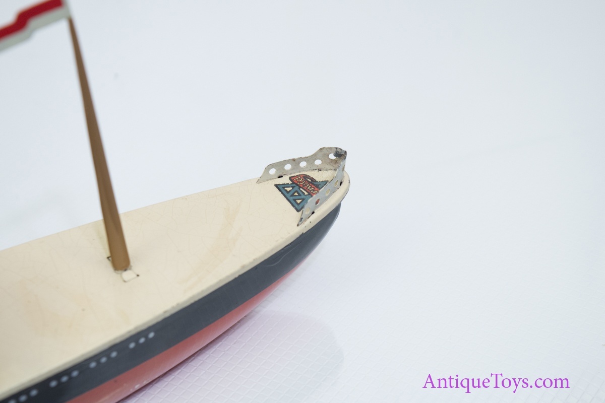 Post War Tin Ocean Liner Wind Up Boat by Arnold *SOLD* – AntiqueToys ...