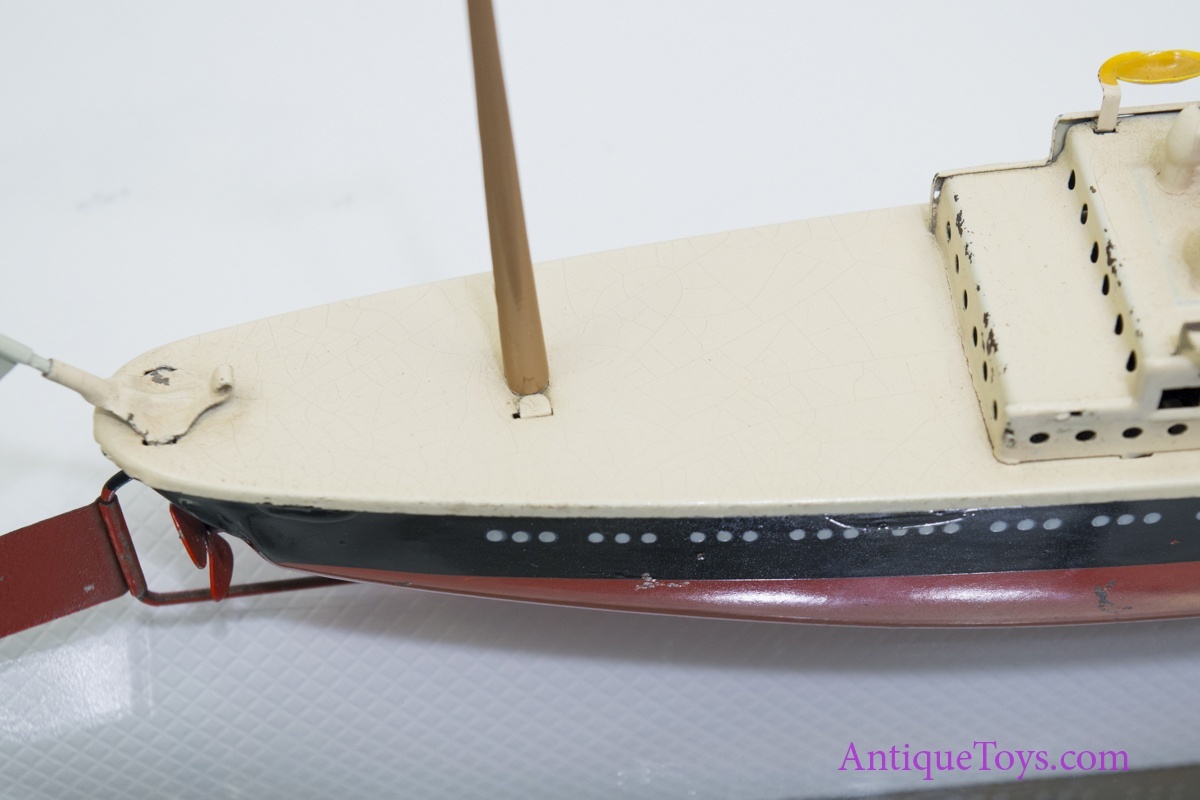 Post War Tin Ocean Liner Wind Up Boat by Arnold *SOLD* – AntiqueToys ...