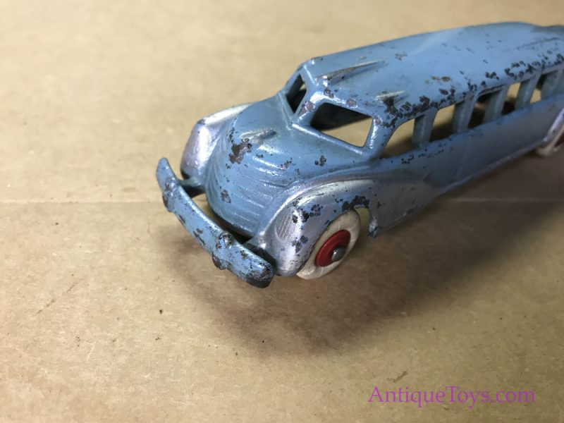Hubley Streamliner Cast Iron Bus in Blue and Silver *SOLD ...