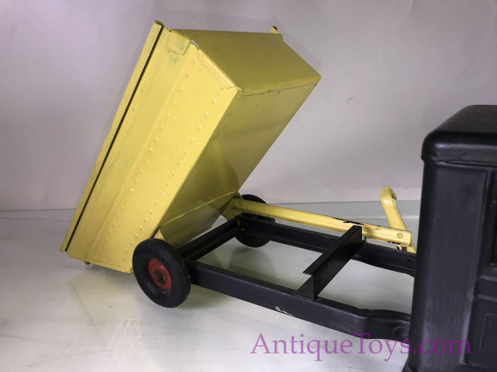 Cor-Cor Dump Truck in Black and Yellow *SOLD* – AntiqueToys.com ...