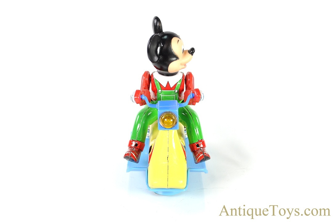 Masudaya Modern Toys (MT) Tin Lithographed Battery Operated Walt Disney ...