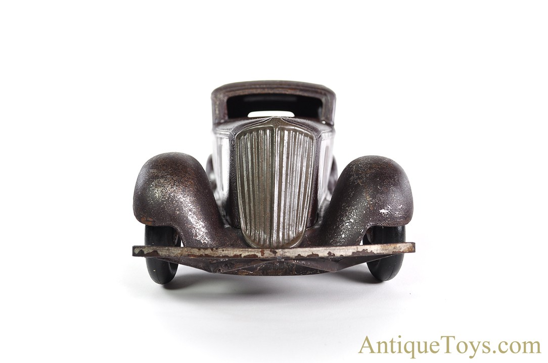 Cor-Cor Toys Pressed Steel 1932 Graham-Paige Sedan *SOLD* – AntiqueToys ...