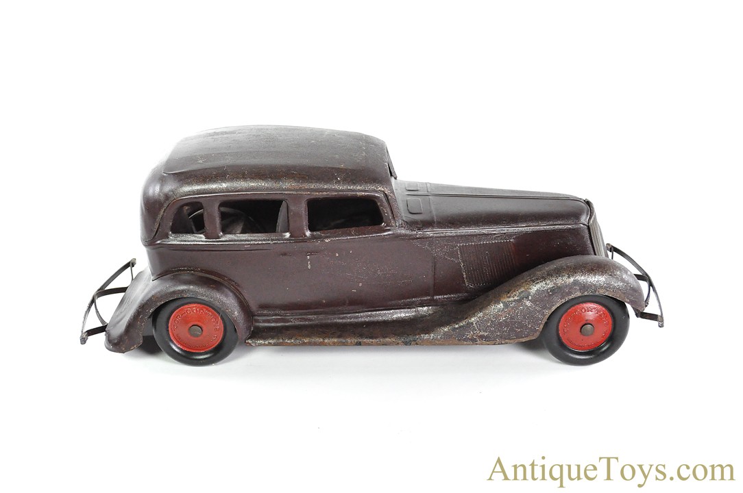 Cor-Cor Toys Pressed Steel 1932 Graham-Paige Sedan *SOLD* – AntiqueToys ...
