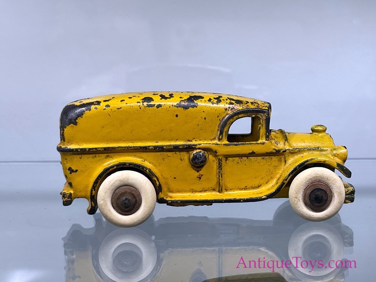 RARE Hubley Cast Iron Panel Van Variation *SOLD* – AntiqueToys.com ...
