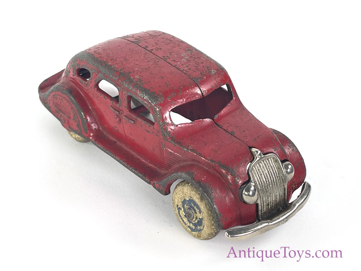 Arcade Cast Iron Chrysler Airflow Car *SOLD* – AntiqueToys.com ...