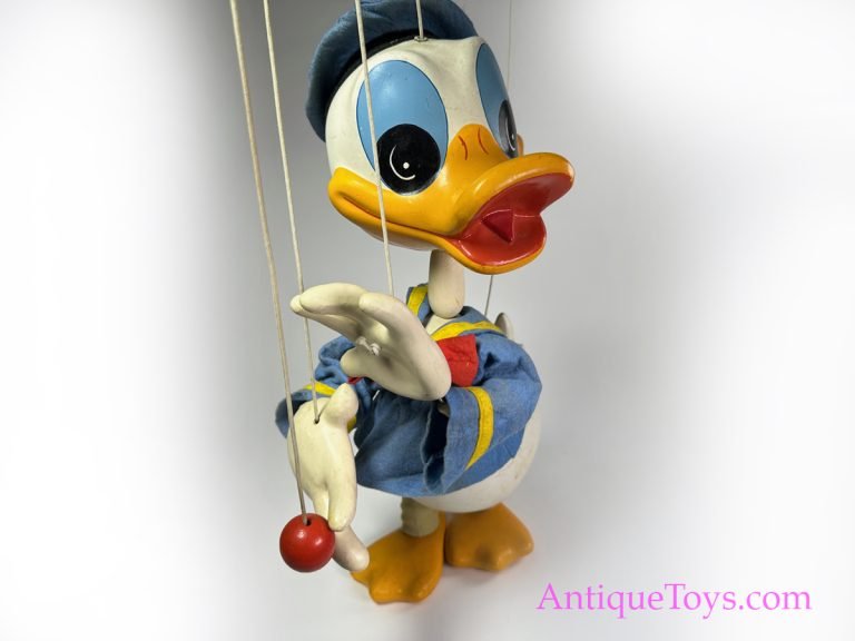 Pelham Puppets Donald Duck Marionette Store Display *SOLD ...