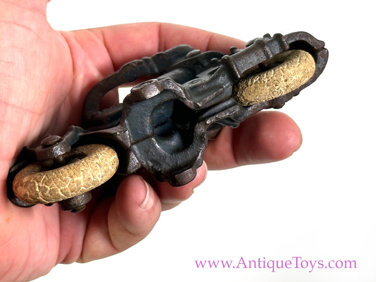 Champion Cast Iron Motorcycle *SOLD* - AntiqueToys.com - Antique Toys ...