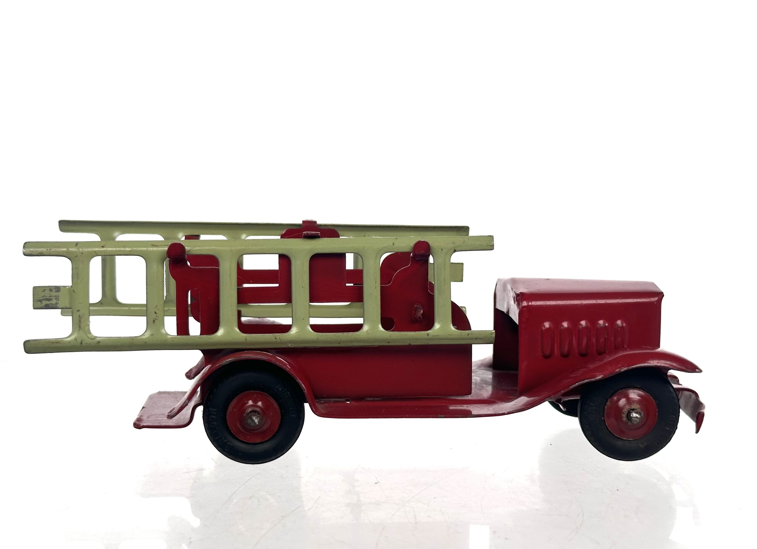 Girard Pressed Steel Toy Fire Truck *SOLD* - AntiqueToys.com - Antique ...